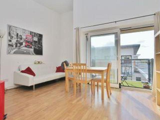 1 Bedrooms Flat for rent in Sheerness Mews, London E16