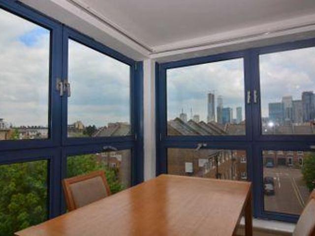 1 Bedrooms Flat for rent in Sherwood Gardens, London E14