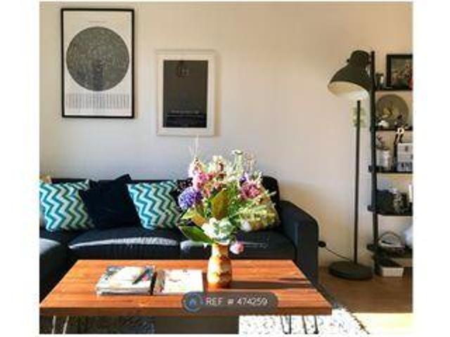 1 Bedrooms Flat for rent in Silk Weaver Way, London E2