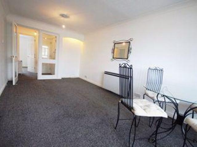 1 Bedrooms Flat for rent in Silver Birch Close, London N11