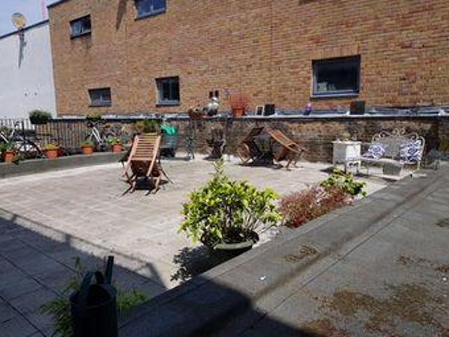 1 Bedrooms Flat for rent in Simon Close, Portobello Road, London W11