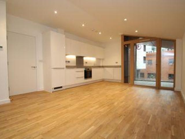 1 Bedrooms Flat for rent in Simpsons Road, Bromley, Kent BR2
