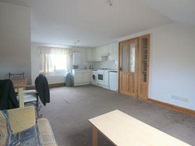 1 Bedrooms Flat for rent in Springfield Road, East Ham E6