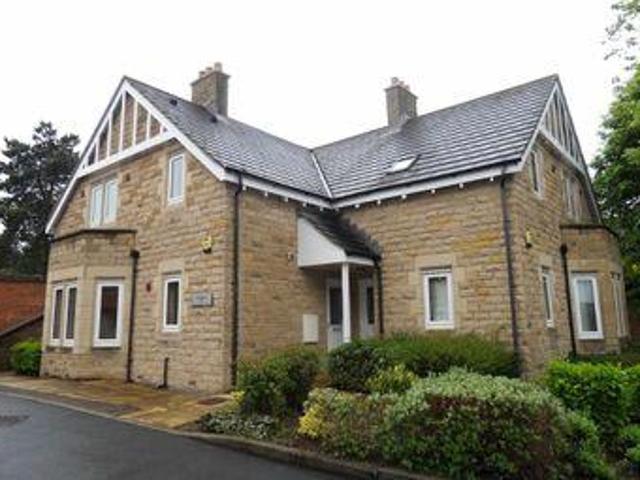 1 Bedrooms Flat for rent in St Gabriels Court, Leeds, West Yorkshire LS18