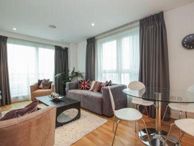 1 Bedrooms Flat for rent in St. George Wharf, London SW8