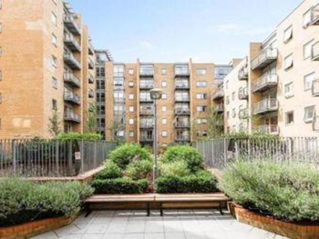 1 Bedrooms Flat for rent in St. Davids Square, London E14