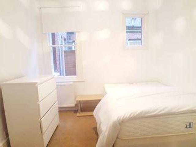1 Bedrooms Flat for rent in St Elmo Road, Shepherds Bush W12