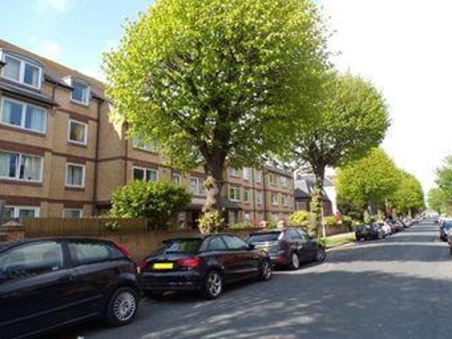 1 Bedrooms Flat for rent in St. Leonards Road, Eastbourne BN21