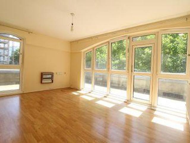 1 Bedrooms Flat for rent in St. Luke´s Estate, Bath Street, London EC1V