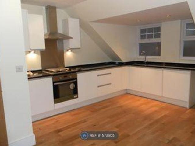 1 Bedrooms Flat for rent in St. Mildreds Road, London SE12