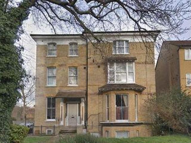 1 Bedrooms Flat for rent in St. Peters Road, Croydon CR0