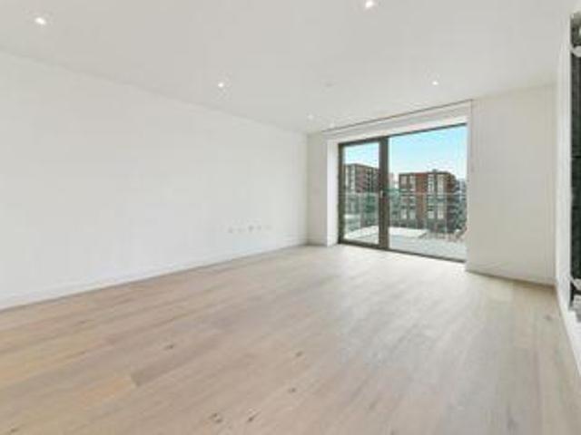 1 Bedrooms Flat for rent in Starboard Way, London E16