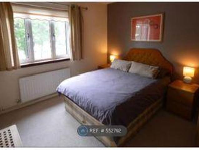 1 Bedrooms Flat for rent in Station Road, Glasgow G62