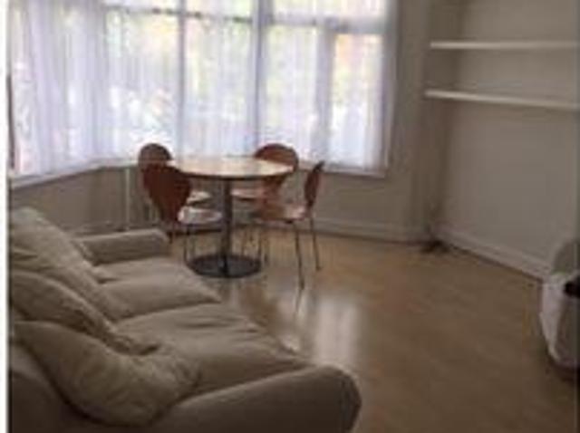 1 Bedrooms Flat for rent in Station Road, London N21
