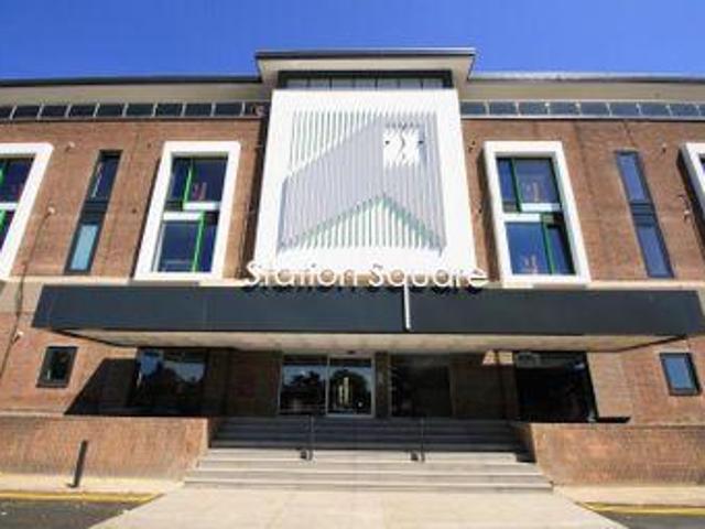 1 Bedrooms Flat for rent in Station Square, Bergholt Road, Colchester, Essex CO4