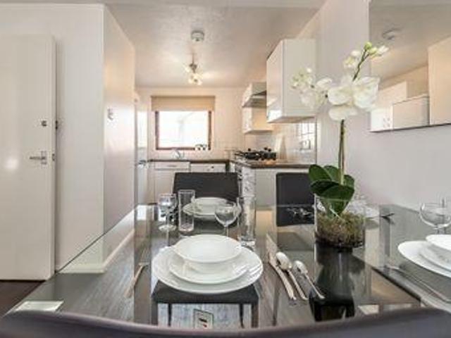1 Bedrooms Flat for rent in Sterling Place, London, Ealing W5