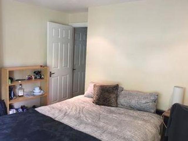 1 Bedrooms Flat for rent in Stewart Street, London E14