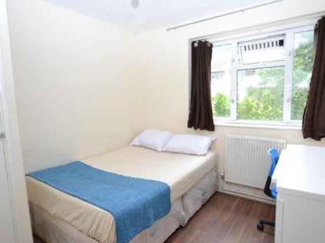 1 Bedrooms Flat for rent in Stewarts Road, London SW8 4Jx
