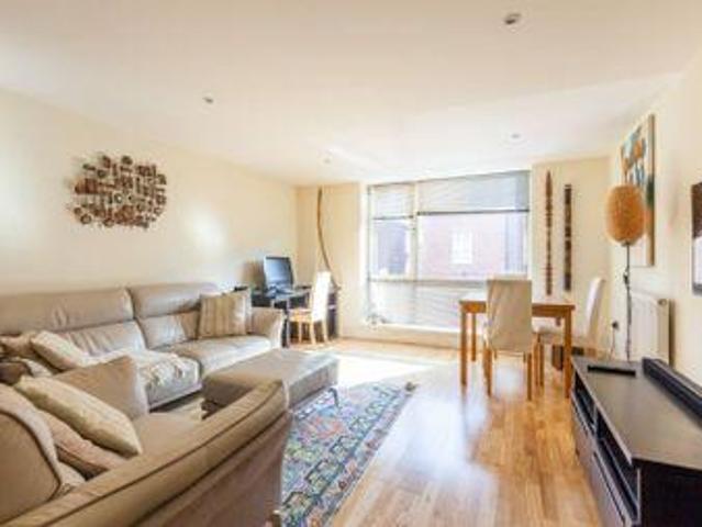 1 Bedrooms Flat for rent in Stockwell, Stockwell SW9