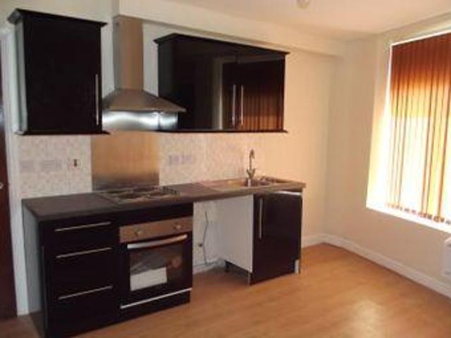 1 Bedrooms Flat for rent in Stocks Hill, Holbeck LS11