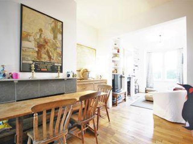 1 Bedrooms Flat for rent in Strathleven Road, Brixton SW2