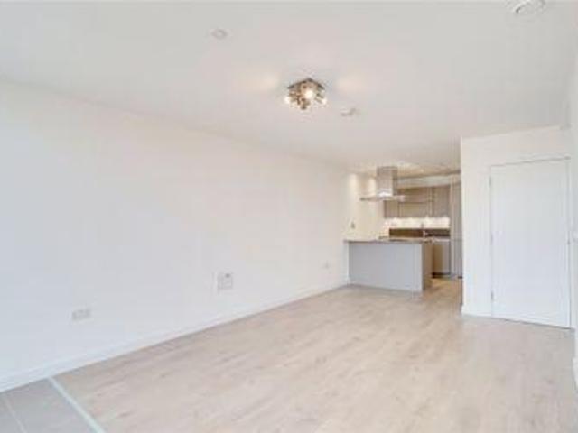 1 Bedrooms Flat for rent in Stratosphere Tower, 55 Great Eastern Road, London E15