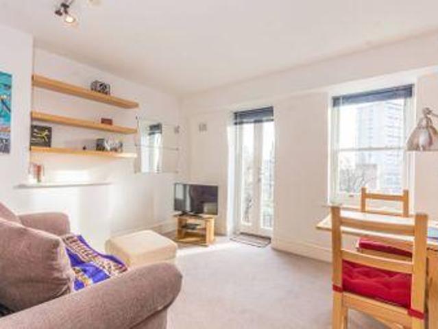 1 Bedrooms Flat for rent in Sutherland Avenue, Maida Vale W9