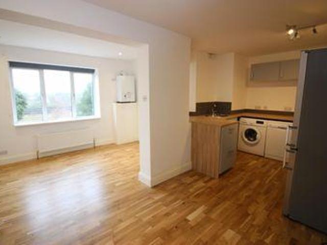 1 Bedrooms Flat for rent in Surbiton Hill Park, Surbiton KT5