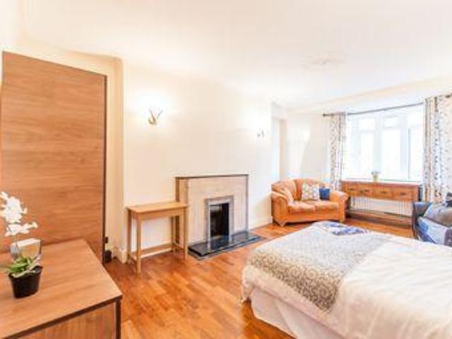 1 Bedrooms Flat for rent in Swiss Cottage, Swiss Cottage, Central Station NW3