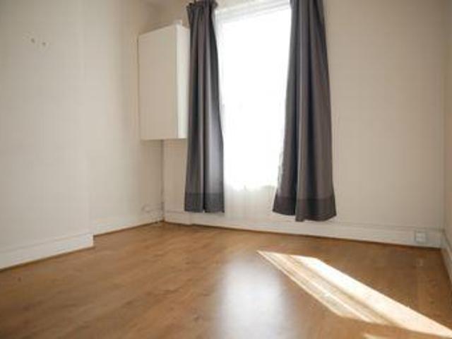 1 Bedrooms Flat for rent in Powell Road, Clapton E5