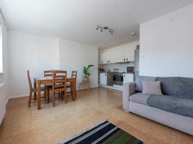1 Bedrooms Flat for rent in Powrie House, Battersea High Street, Battersea SW11