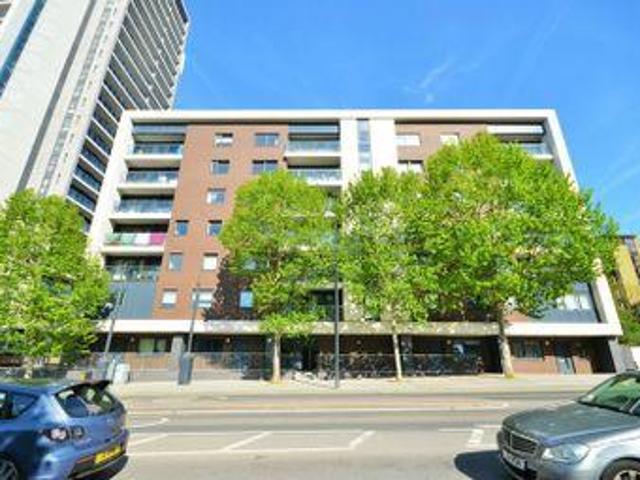 1 Bedrooms Flat for rent in Polaris Apartments, Prestons Road, Canary Wharf E14