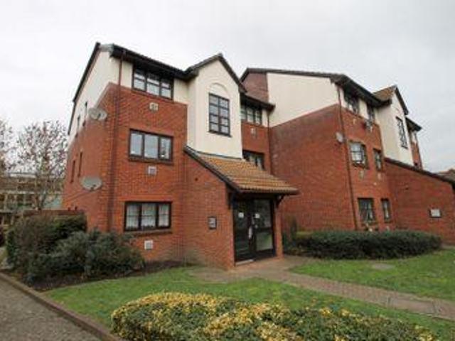 1 Bedrooms Flat for rent in Poppy Close, Wallington SM6