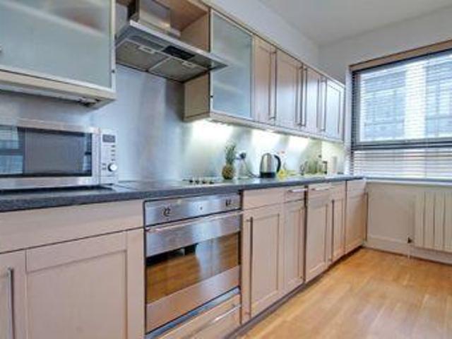 1 Bedrooms Flat for rent in Portsoken Street, Tower Hill E1