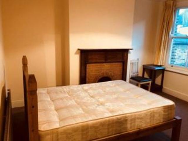 1 Bedrooms Flat for rent in Palaca Gates Road, London N22