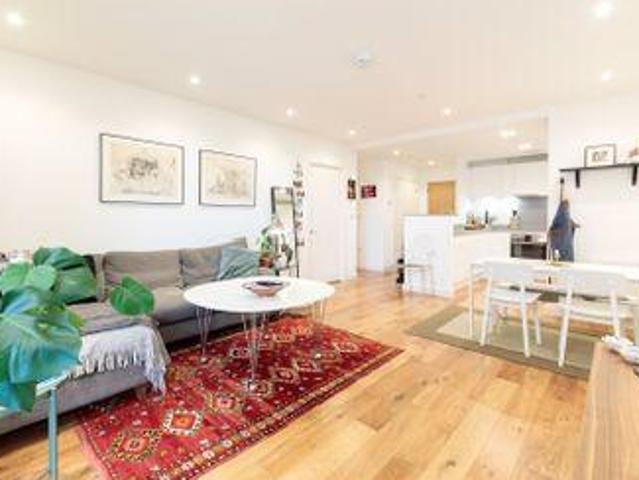 1 Bedrooms Flat for rent in Palmers Road, London E2
