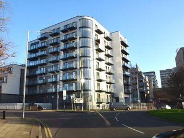 1 Bedrooms Flat for rent in Panorama, Harefield Road, Uxbridge UB8