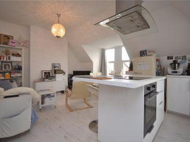 1 Bedrooms Flat for rent in Park Avenue, Wood Green, London N22