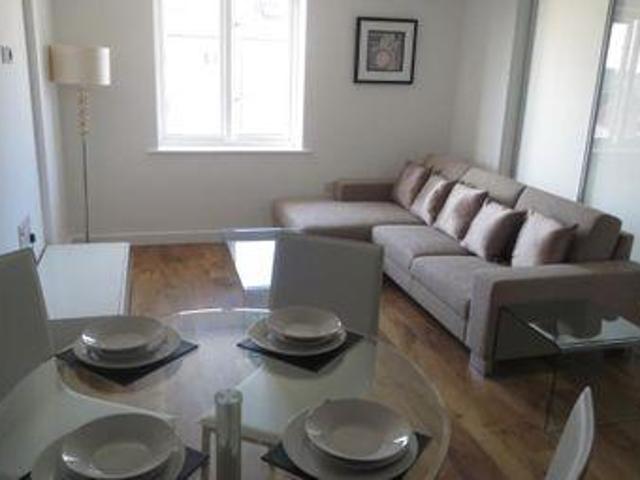 1 Bedrooms Flat for rent in Park Lodge Avenue, West Drayton UB7