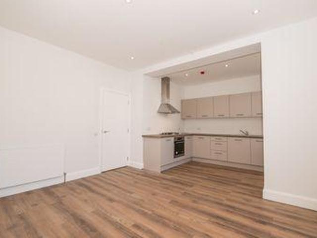 1 Bedrooms Flat for rent in Park Road, Kingston Upon Thames KT2