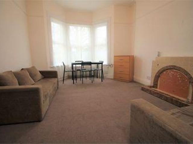 1 Bedrooms Flat for rent in Park Road, London E10