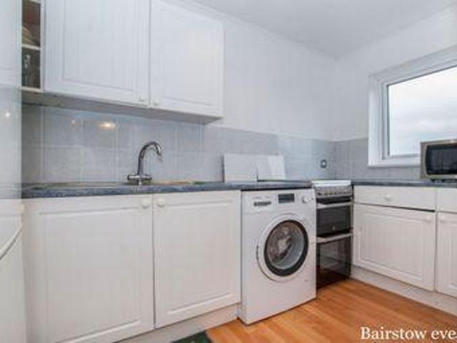 1 Bedrooms Flat for rent in Pennycroft, Croydon CR0