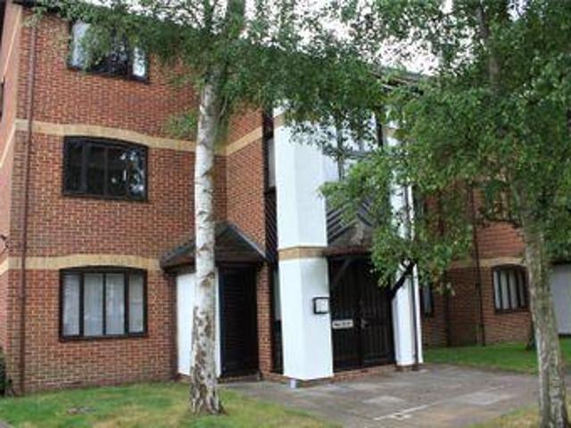 1 Bedrooms Flat for rent in Pennyroyal Court, Reading, Berkshire RG1