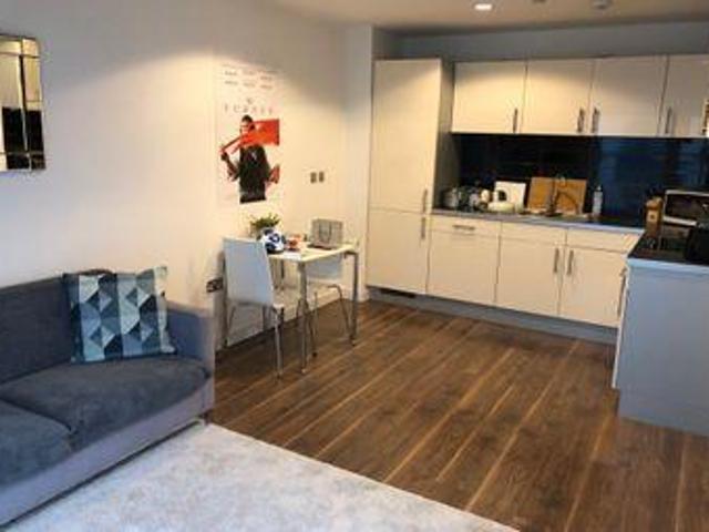 1 Bedrooms Flat for rent in Pink, Media City Uk, Salford M50