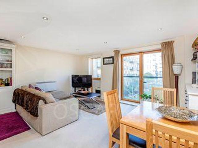 1 Bedrooms Flat for rent in Plough Lane, Wimbledon SW19