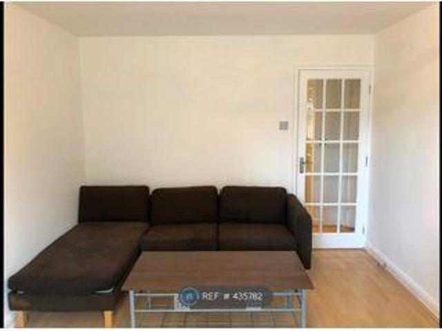 1 Bedrooms Flat for rent in Plough Way, London SE16