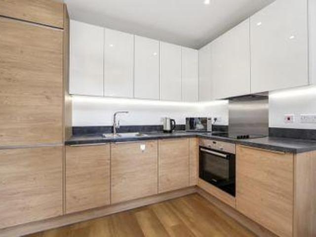 1 Bedrooms Flat for rent in Plough Way, London SE16