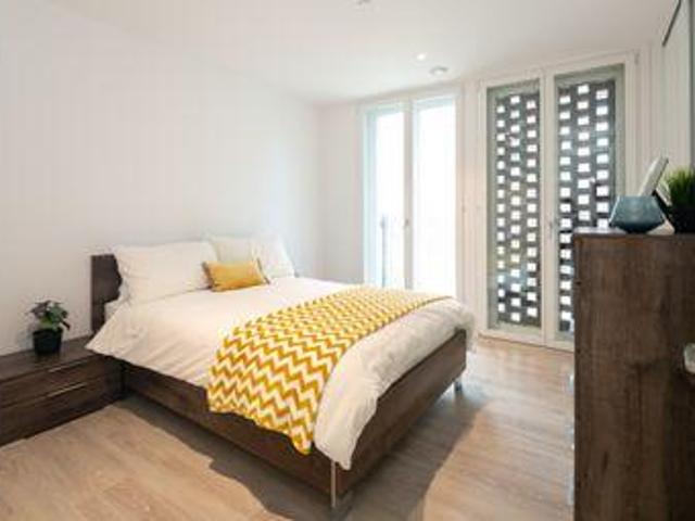 1 Bedrooms Flat for rent in Pressing Lane, Hayes UB3