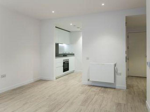 1 Bedrooms Flat for rent in Pressing Lane, Hayes UB3
