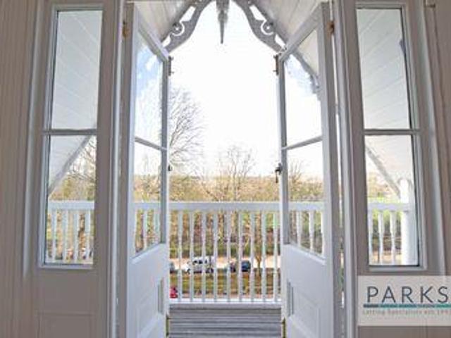 1 Bedrooms Flat for rent in Preston Park Avenue, Brighton BN1